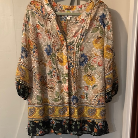 fig and flower | Tops | Floral Patterned Blouse With Yellow And Blue ...
